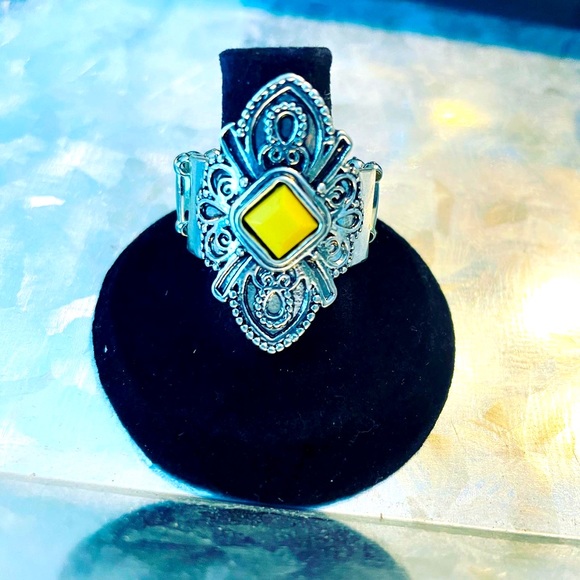 Jewelry | One Size Fits All Ring | Poshmark